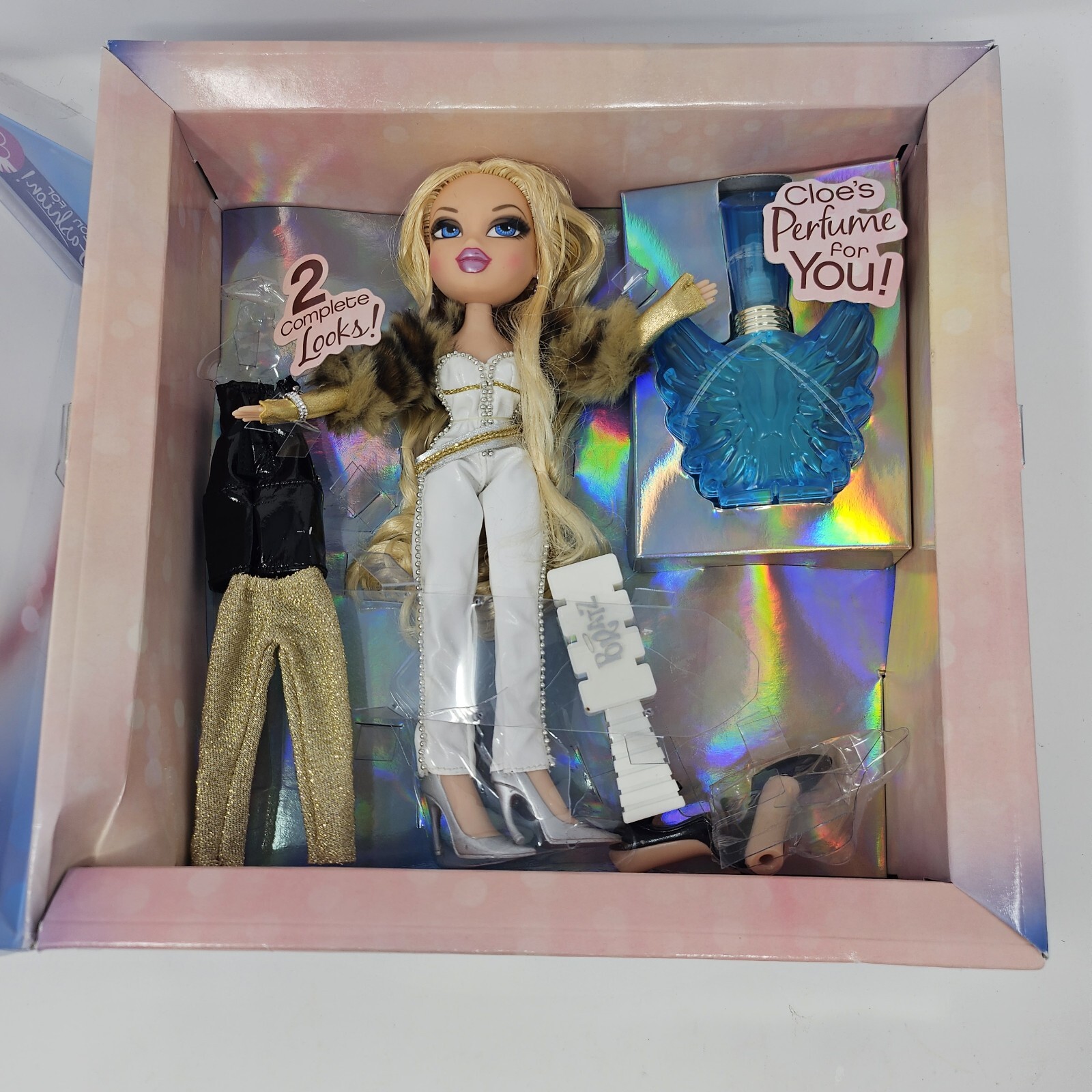 Girlz Girl Bratz Designed by Cloe Doll 2 Complete Looks Perfume RARE ...