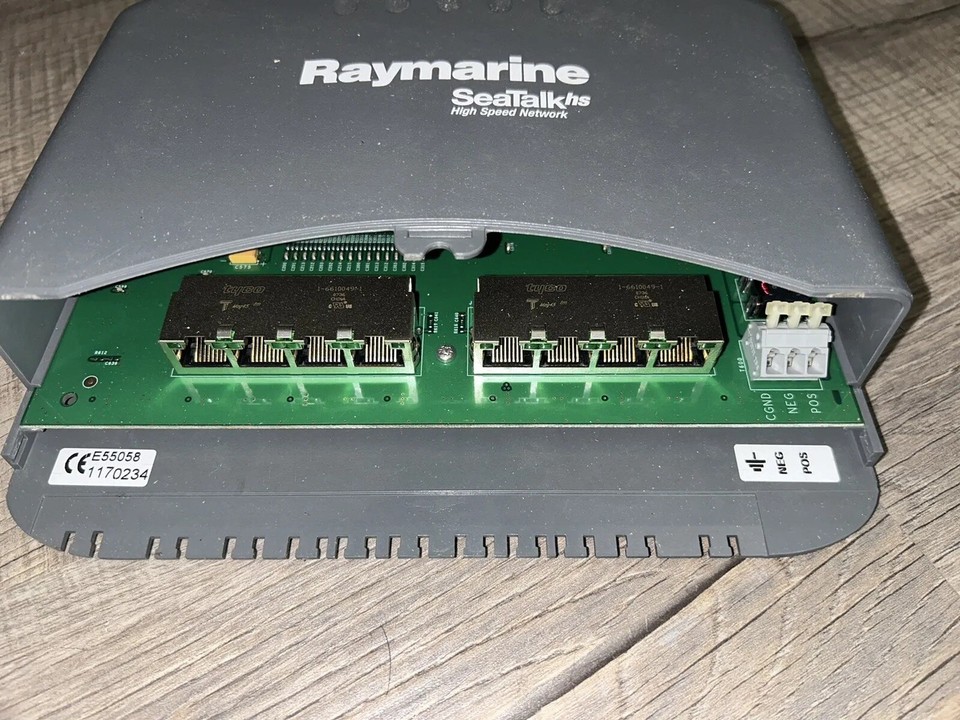 Raymarine Network Switch
