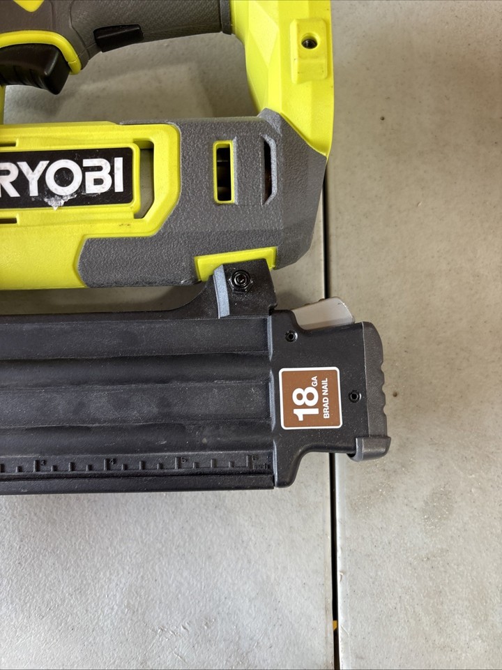 Ryobi ONE+ 18V 18-Gauge Cordless AirStrike Brad Nailer (Tool Only ...