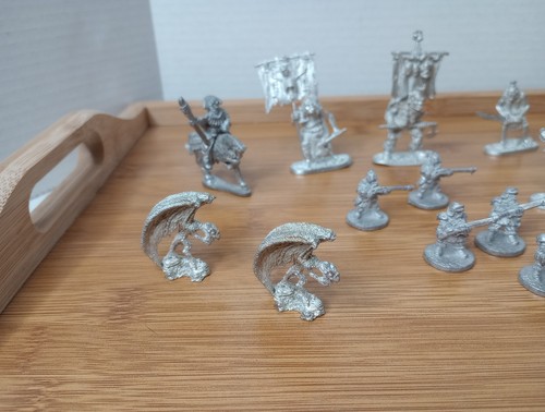 Lot Of (19) Grenadier/ Ral Partha Lead Figures D&D Role Playing ...
