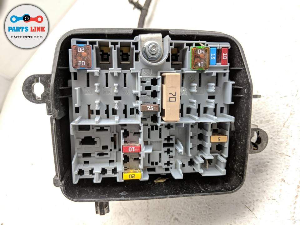 2017-2019 ALFA ROMEO GIULIA 952 ENGINE BAY RIGHT JUNCTION ELECTRIC FUSE ...