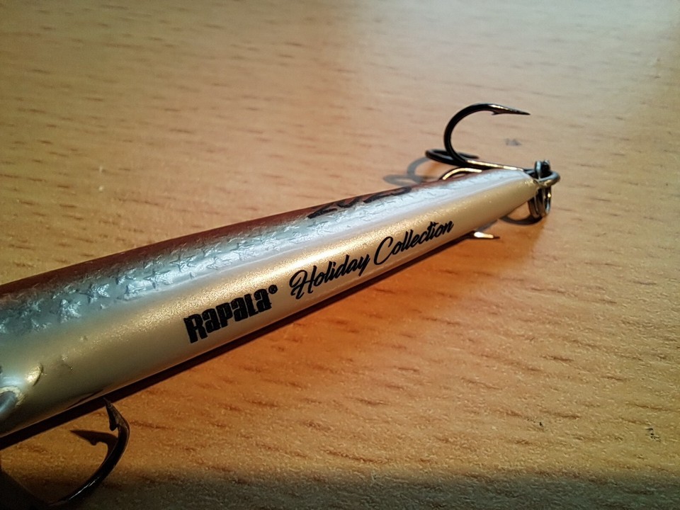 Rapala F-9 HC2023 Holiday Collection Limited Edition fishing lure. | eBay