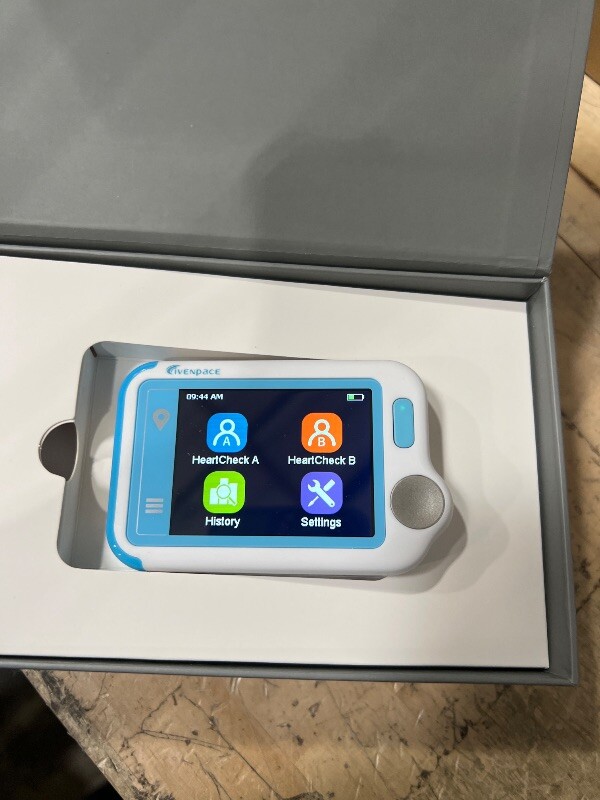 Home Heart Health Monitor , Portable Heart Rate Device With Electrode ...