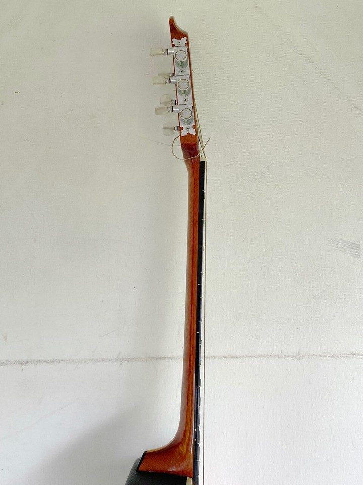 OVATION Balladeer Classical Acoustic Guitar. Nylon Strings Model 1124-4 ...