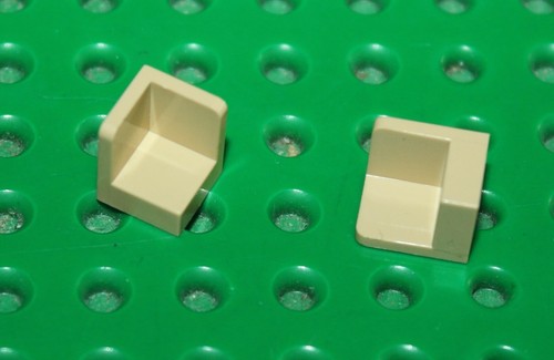 Lego 2 Tan Panel 1x1 Corner ref 6231/Set 21005 5378 8671 5526 4767 4502 ...