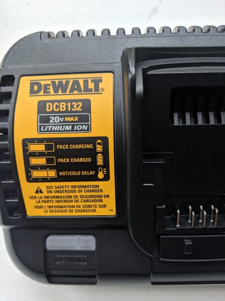DEWALT DCB132 3-Amp 12V/20V/60V Flex Volt Battery Dual Port Charger ...