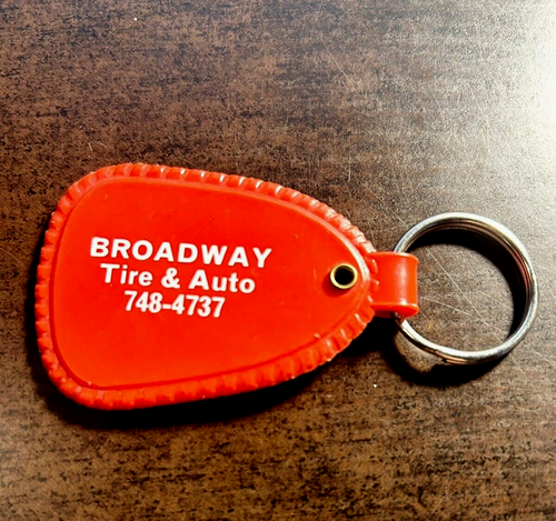 🛞 Broadway Tire & Auto OKC Vintage Keychain (Firestone) Red 2.5" x 1.75 ...