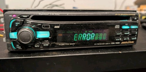 ALPINE OLD SCHOOL CAR AUDIO STEREO DASH CD BBE Ai CDA-7839 - Won't ...