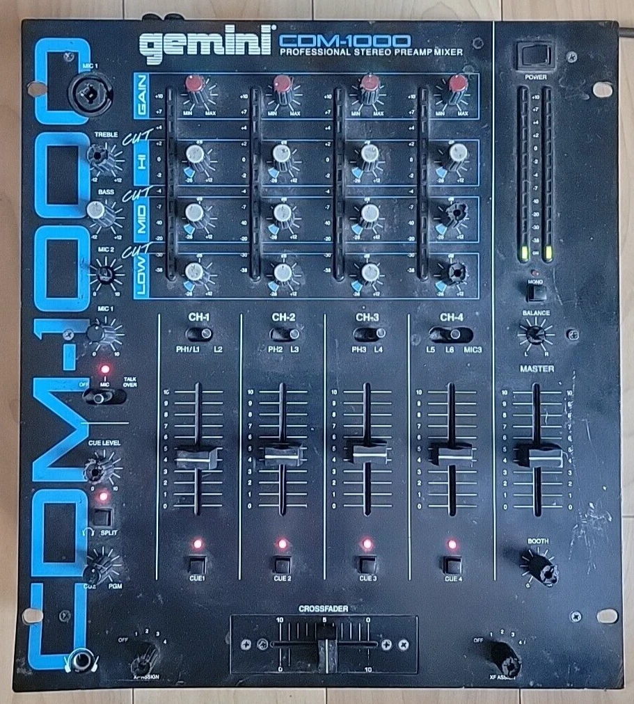 Gemini 4 Track Mixer