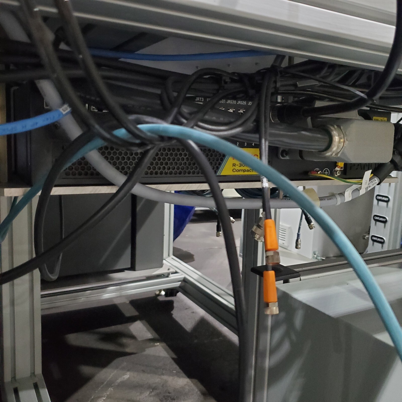 FANUC SR-3iA SCARA Robot w/ R30iB Mate Plus Controller - Yr: 2020 ...