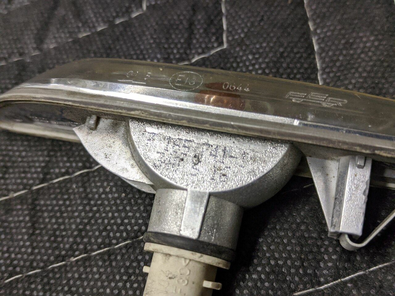 BMW E60/E61 5-Series Side Marker Turn Signal White Left 63137165741 | eBay