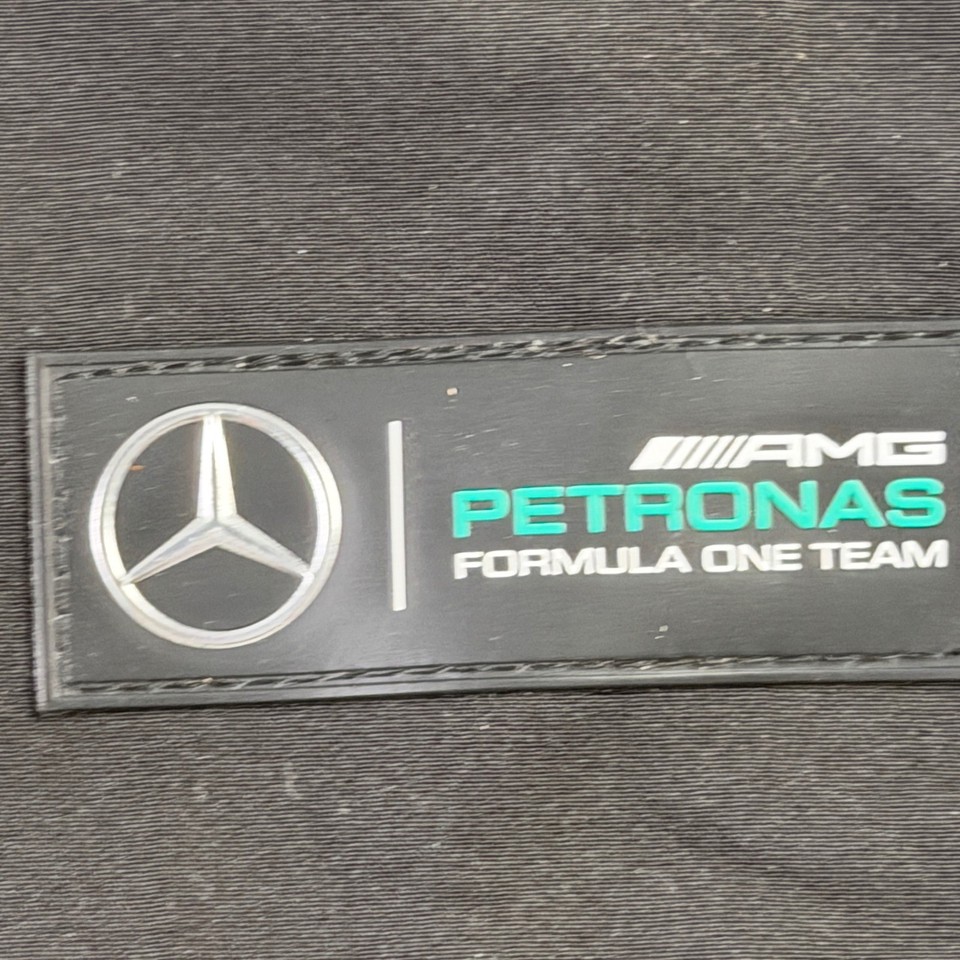 Mercedes AMG Petronas Formula One Racing F1 Team Jacket Epson Small ...