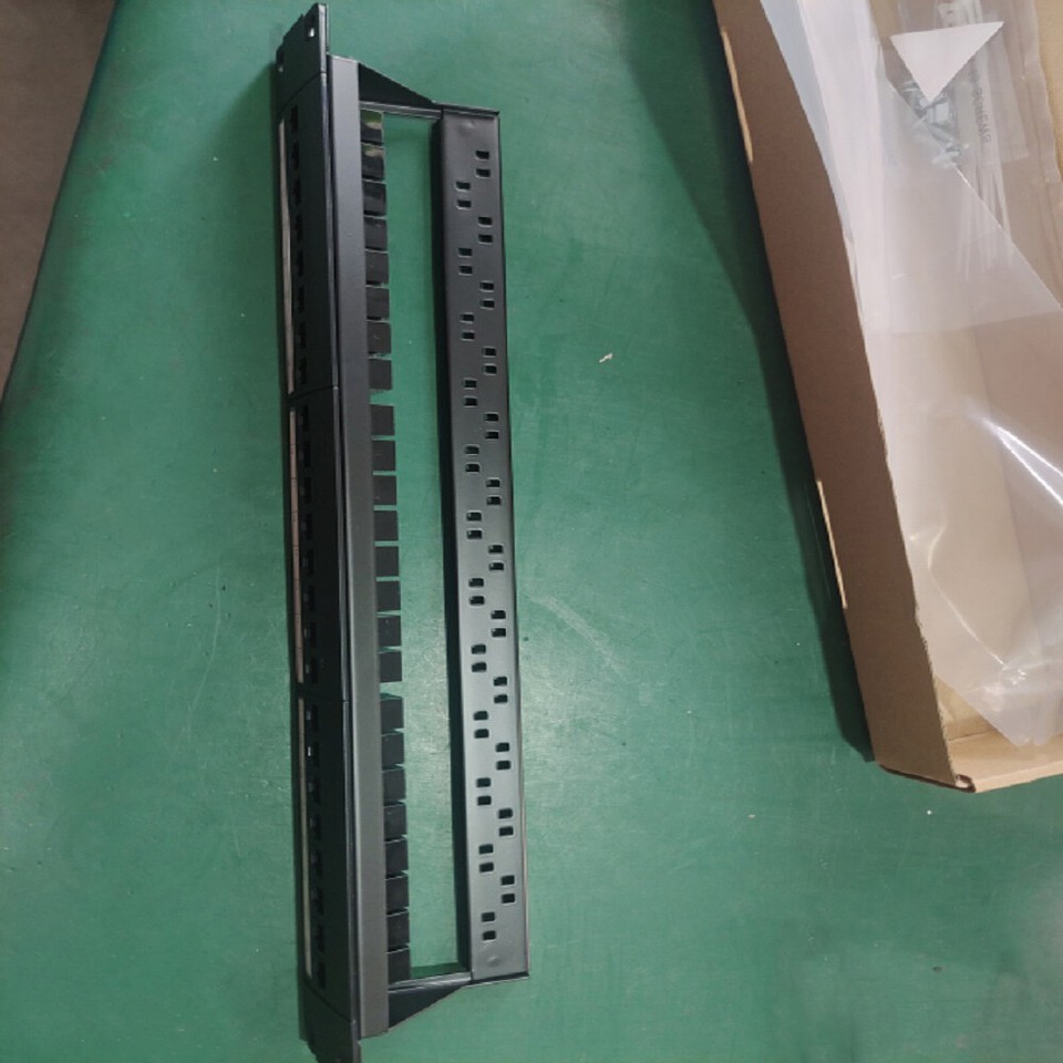 Pass Through Patch Panel 24 Ports Cat6 RJ45 19" Rack Mount Punch Down ...