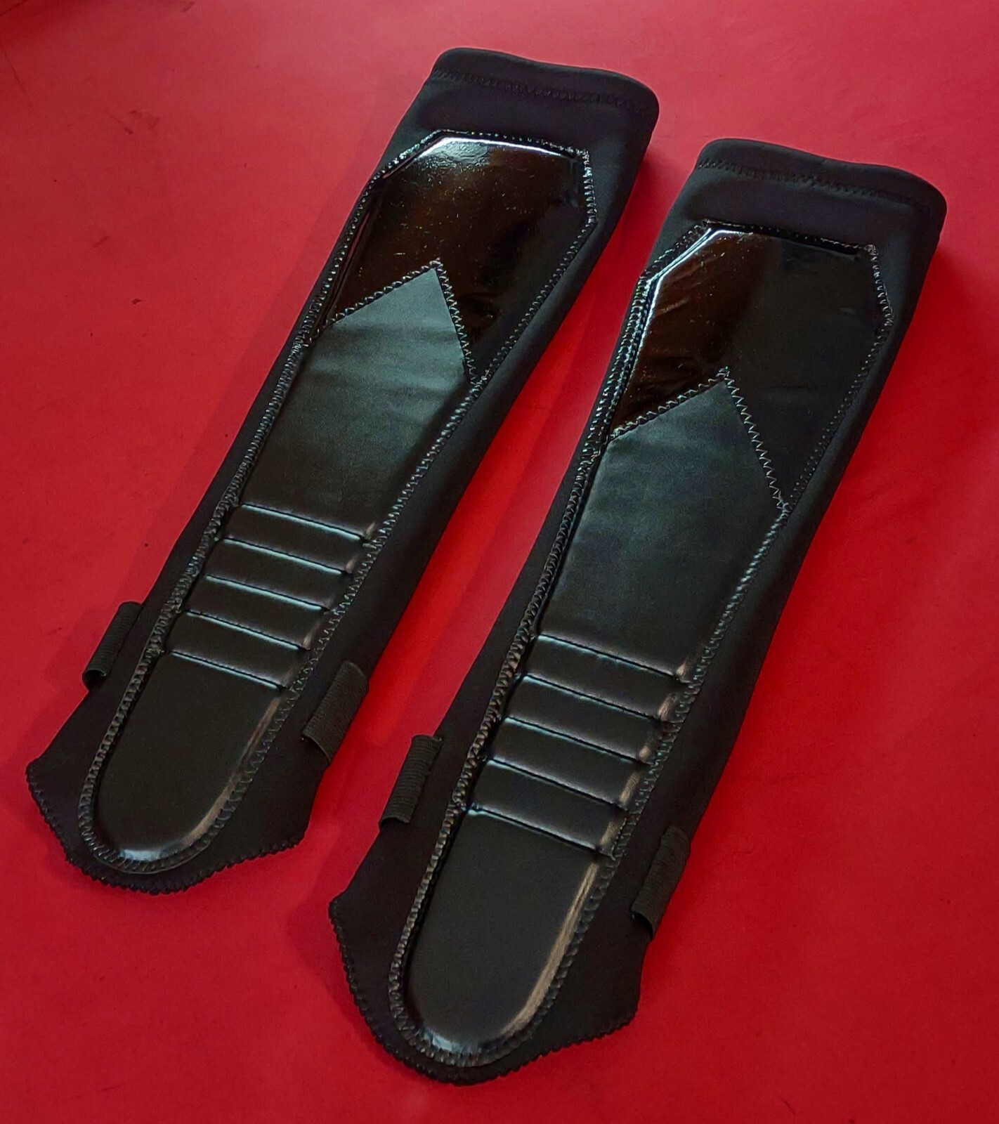 Pro Wrestling KICKPADS Black Shiny on Flat - Professional Gear - BRAND ...