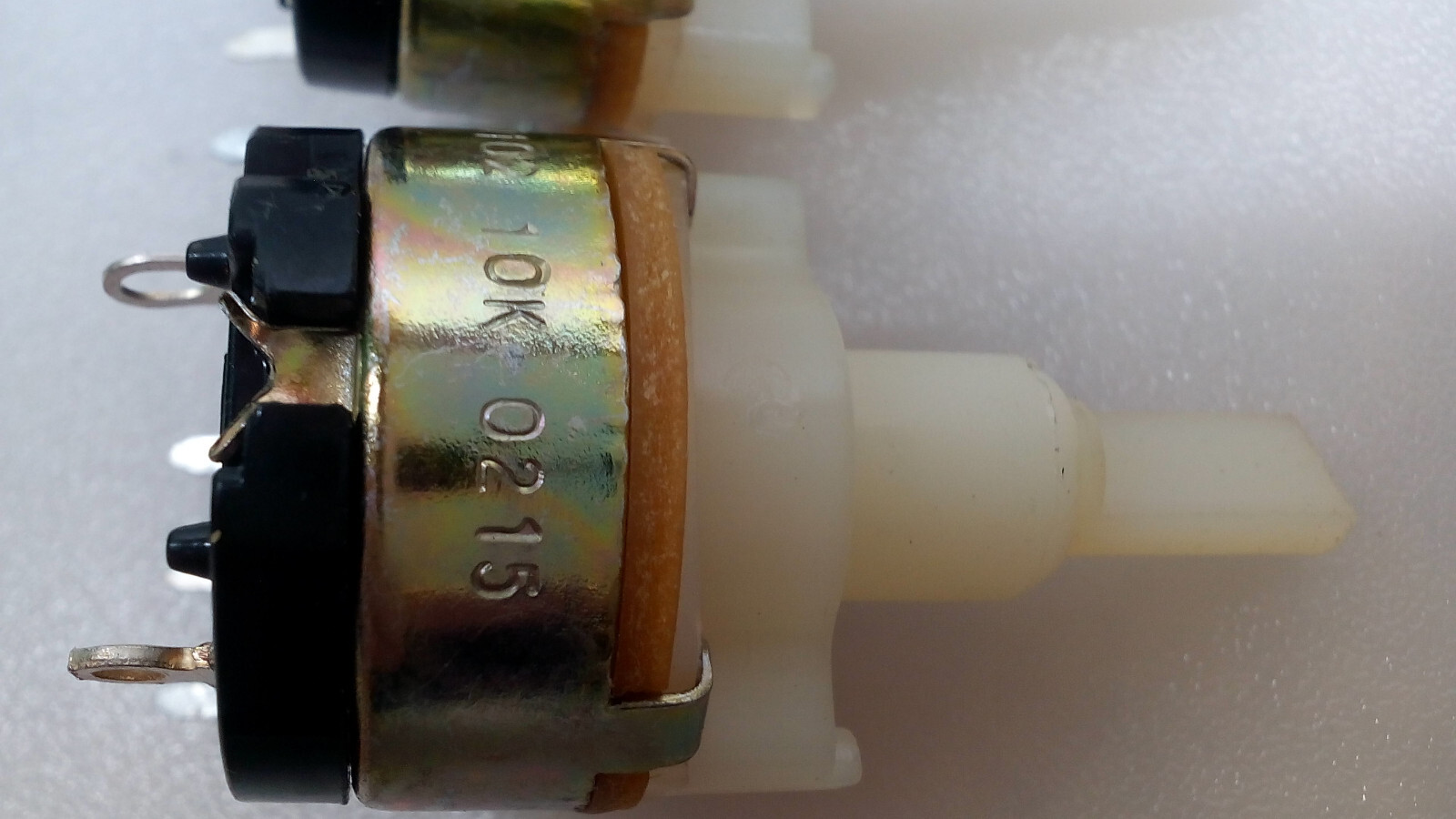 10K ohm Volume Control Potentiometer with 3 Amp AC ON-OFF Power Switch ...