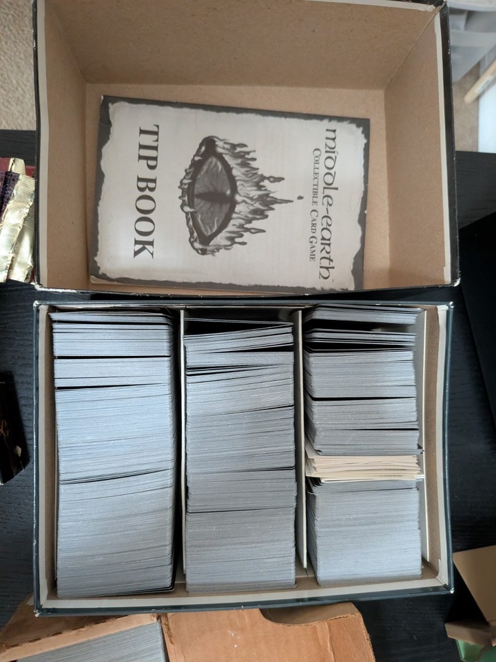 Middle-earth CCG Collection – Gift Set + Sealed Boosters + Challenge ...