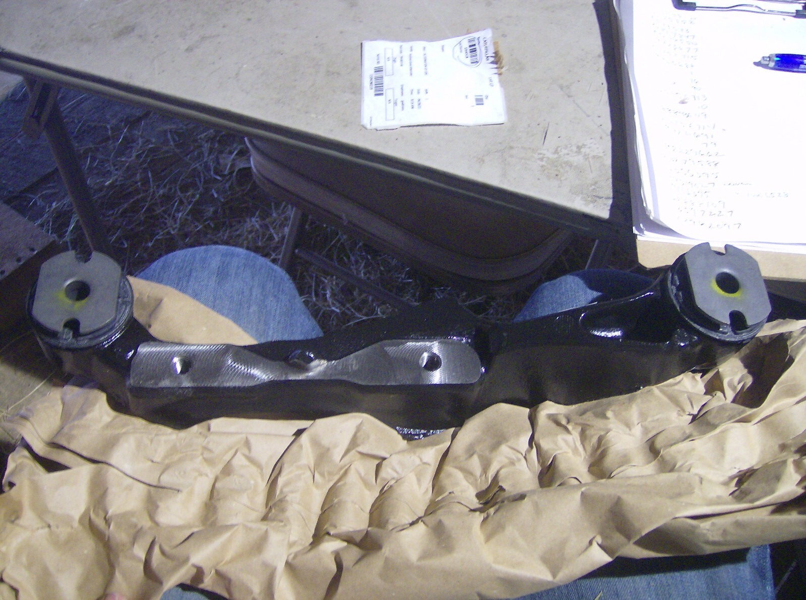 GENUINE GM ACDELCO 23104736 FRONT DIFFERENTIAL CARRIER BRACKET LEFT | eBay