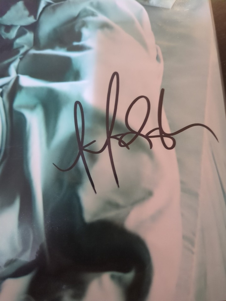 Kim Kardashian - Authentic Signed 8x10 Photo W/ COA | eBay