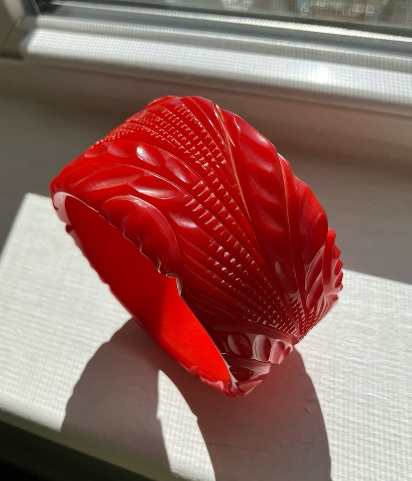 Vintage Wide Leaf Carved Red Bakelite Bangle Bracelet Tested | eBay