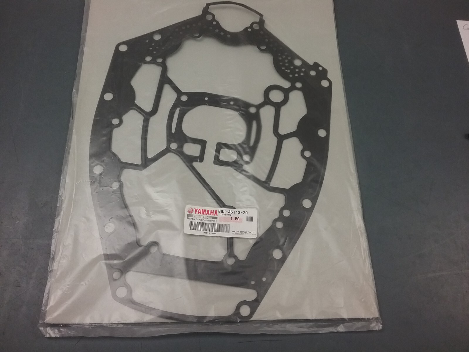 Gasket for a Yamaha outboard motor 69J-45113-20 | eBay