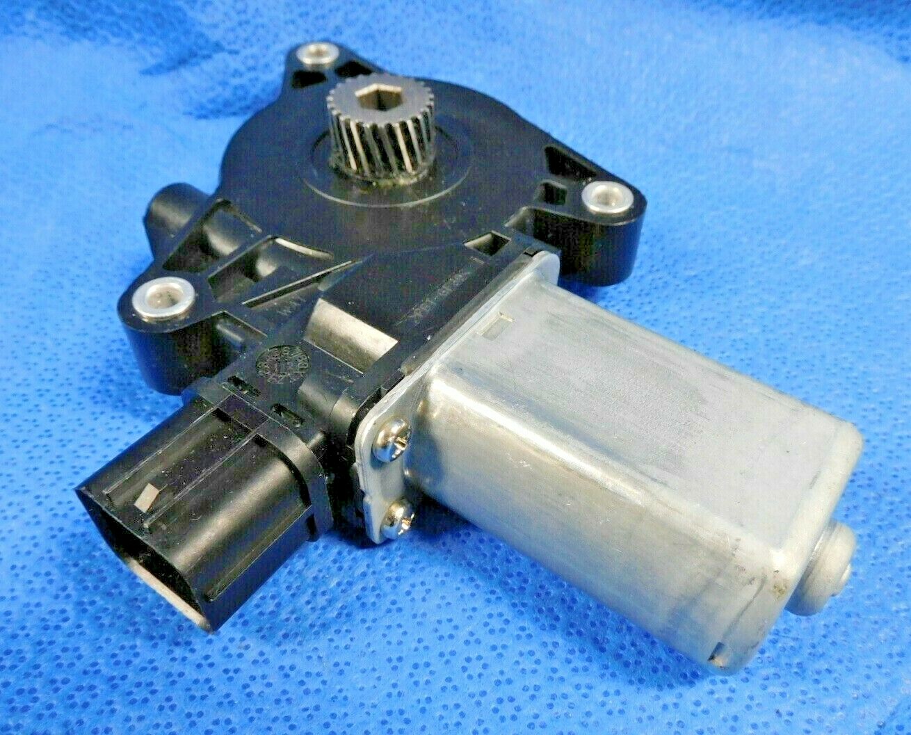 2012-16 Tesla Model S RIGHT SIDE PANORAMIC SUN ROOF MOTOR REGULATOR ...