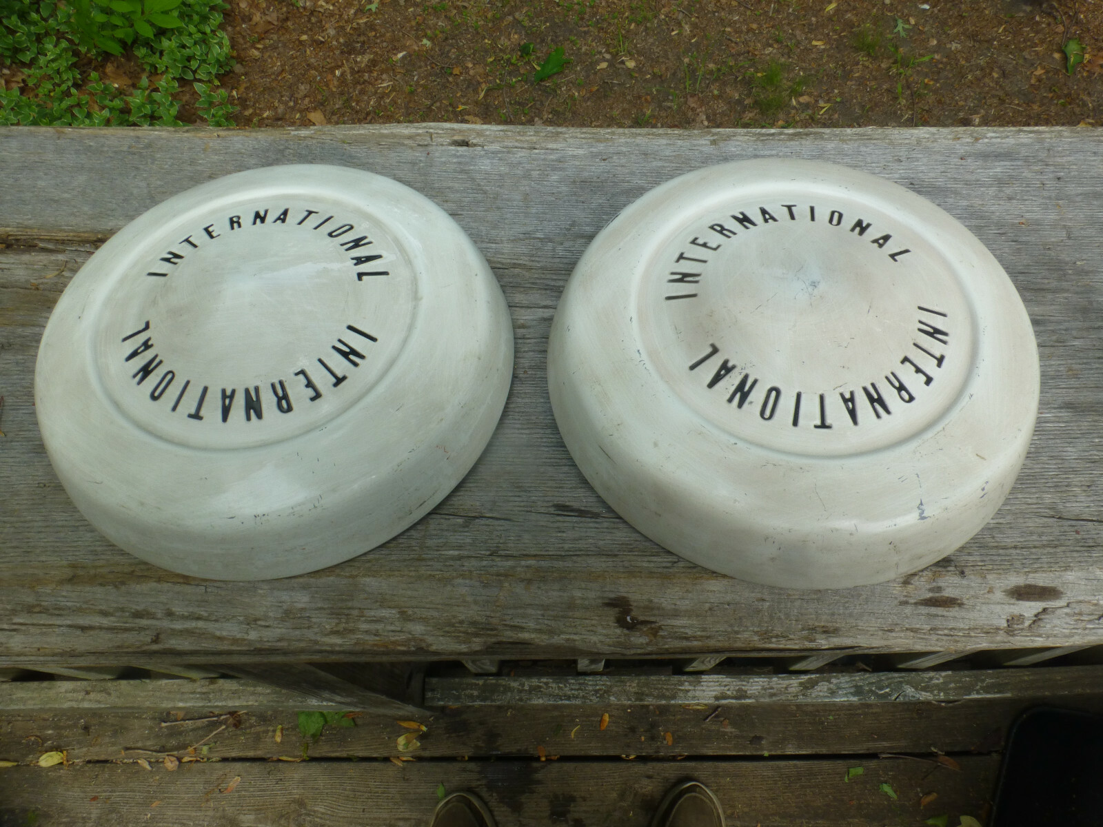 Vintage International Truck Travelall Hubcap 10 1/2" White hub cap ...