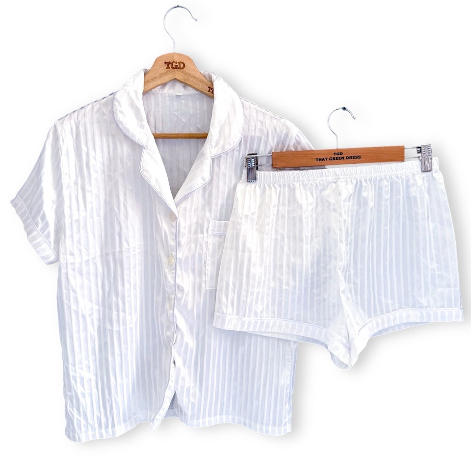 Ladies White Satin Short Sleeved Night Shirt & Shorts Pyjamas Set Size ...