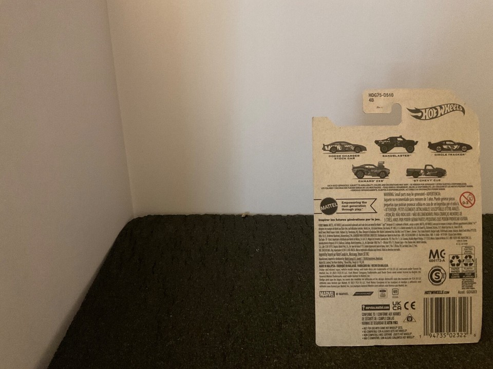 1/64 HOT WHEELS SQUARE BODY 1967 CHEVY C10 GHOST SPIDER PURPLE TRUCKS ...