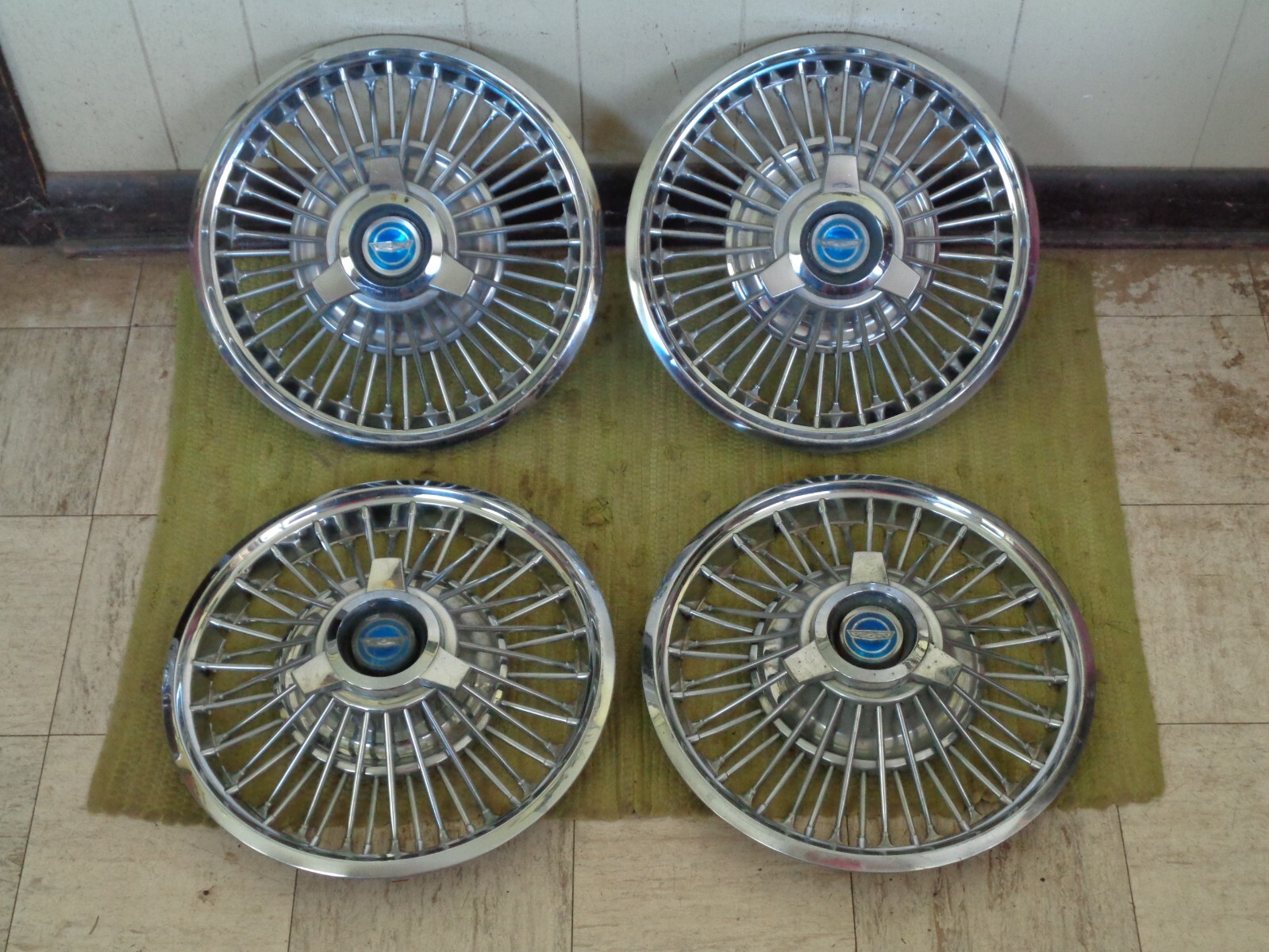 65 66 Ford Wire Spoke Spinner Hub Caps 14" Set 4 Wheel Covers Hubcaps ...