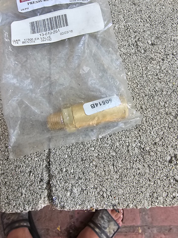 HDA Truck Pride K284142 / Bendix 284142 Pressure Relief Valve -Brand ...