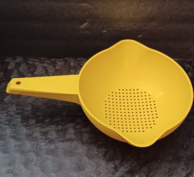 Tupperware 1200 yellow strainer colander 1 quart size | eBay