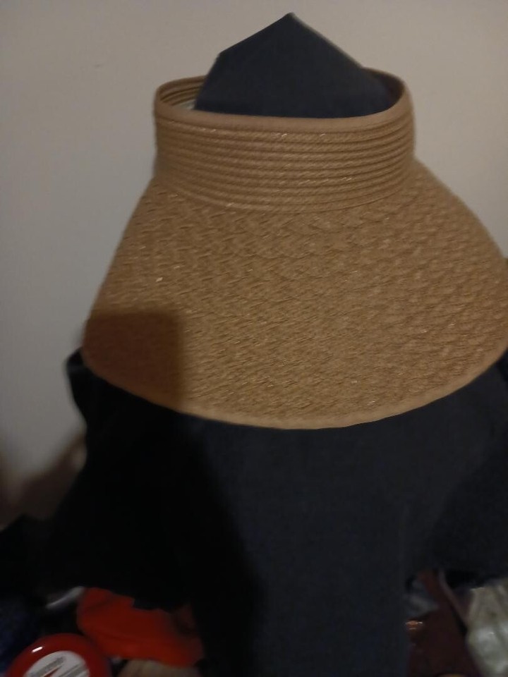 Sun hats made with paper, environmental conscious but fashionable. size ...