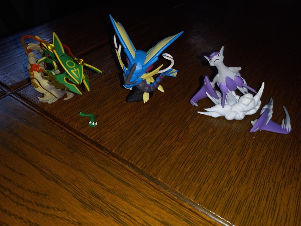 Pokémon Mini Figure Lot: Mega Latios Mega Gyarados Mega Raquaza *look ...