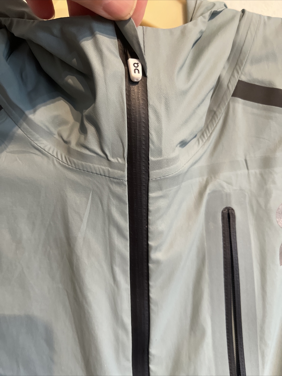 Women's On Running Run On Cloud Weather Hooded Jacket… - Gem