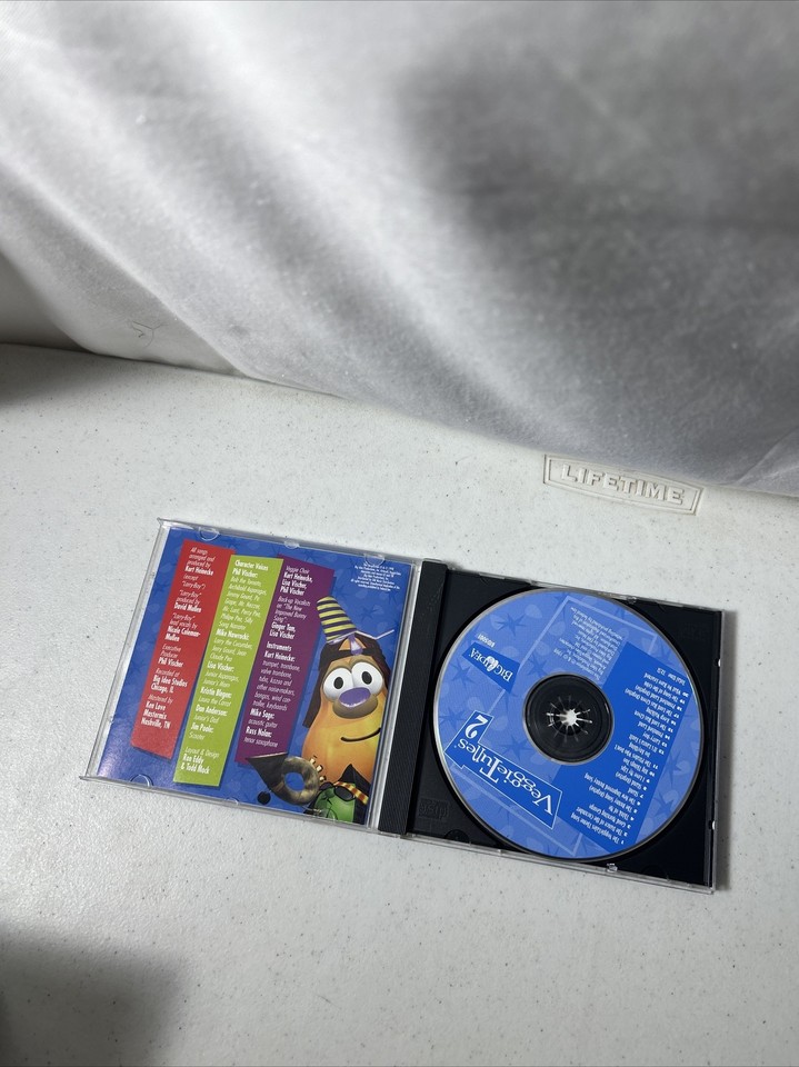 VeggieTales: Veggie Tunes, Vol. 2 by VeggieTales (CD, 2002 ...
