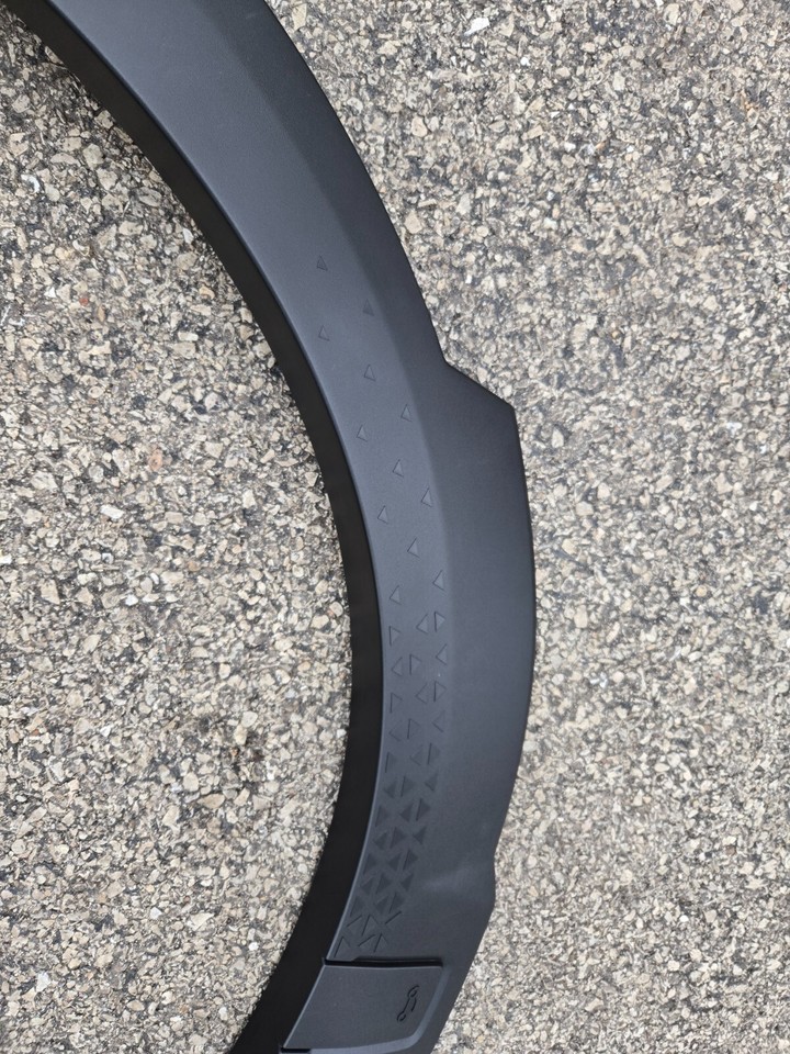 2024 HYUNDAI SANTA CRUZ XRT REAR LEFT FENDER FLARE MOLDING TRIM OEM ...