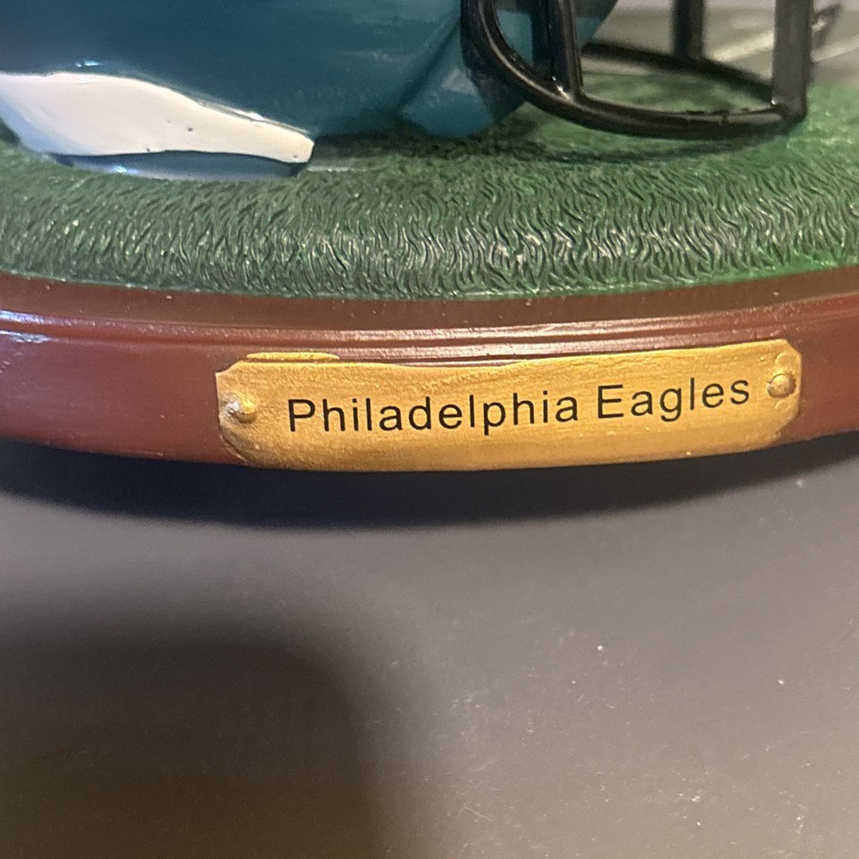 Eagles NFL Helmet Memory Company Philadelphia Eagles Helmet Figurine ...