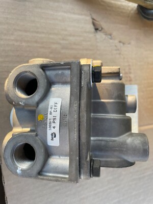 Bendix Genuine Proportioning Valve New in box 909762 stamped on part | eBay