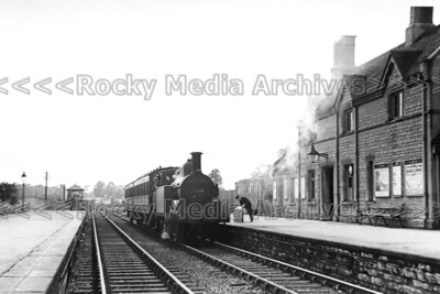 Mmg-44 Steam Train Porter With Boxes, Railway Station, Turvey, Bedford ...