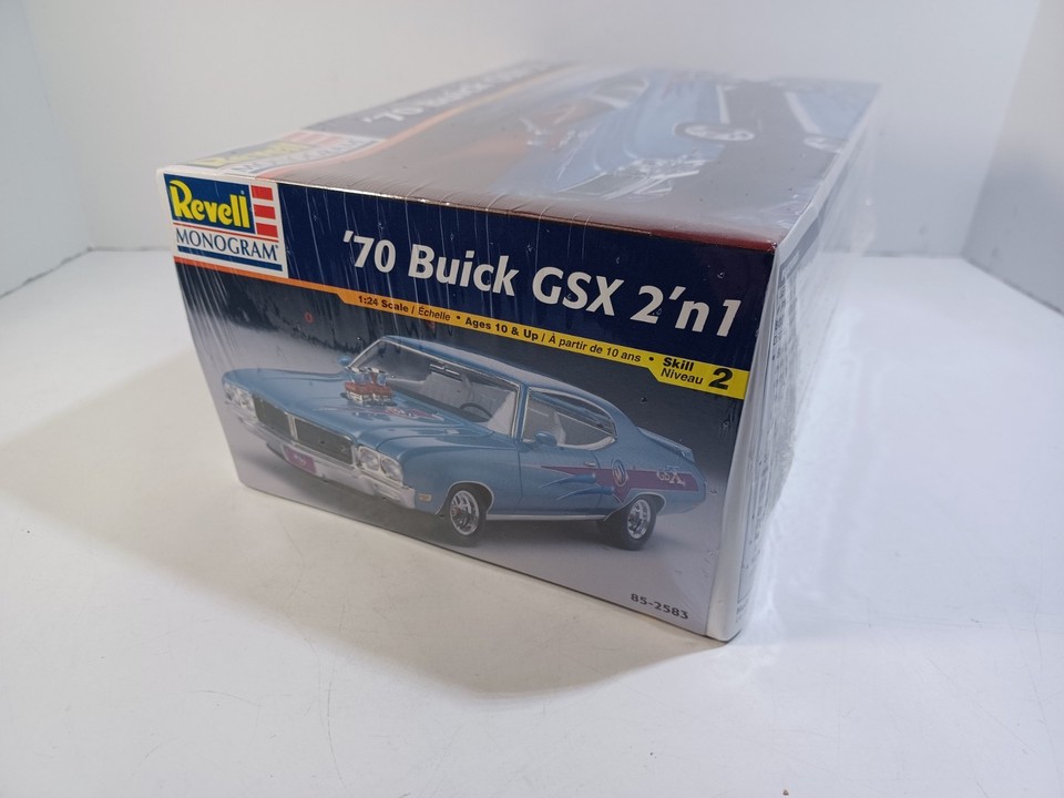 Revell Monogram '70 Buick GSX 2' n 1 1:24 Scale Model Kit Open Box ...
