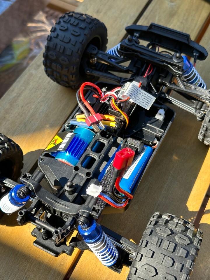 Bundle of 2 of 3s applicable Brushless 1/16 RC Car, haiboxing 16890SA ...