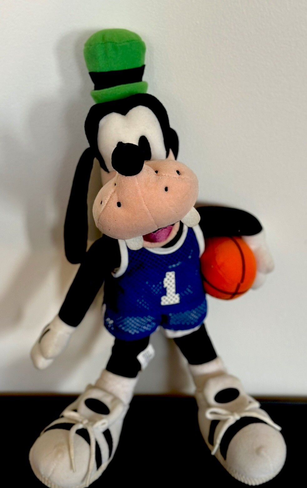 Walt Disney World Goofy Basketball Plush 18" Green hat Blue #1 Jersey ...