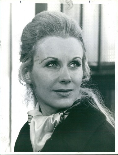 Welsh Actress Jennifer Daniel - Vintage Photograph 2619498 | eBay