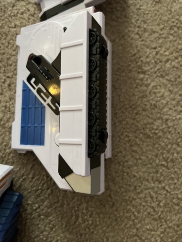 POWER RANGERS DELUXE SPD Delta Command Base MEGAZORD 2005 Parts ...