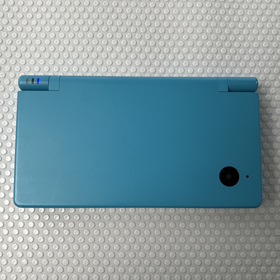 Nintendo DSI Blue Handheld Console w/Charger, MarioKart and 24 Games ...