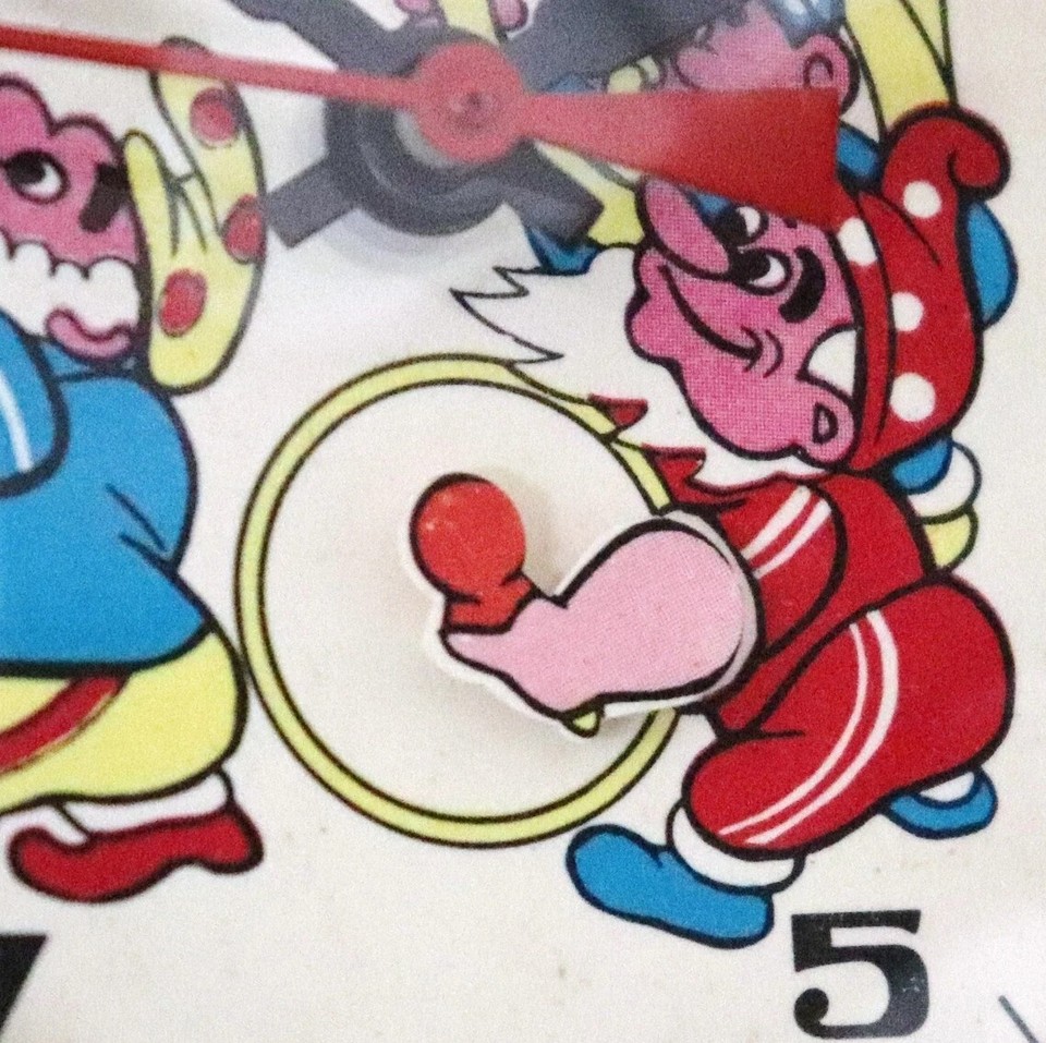 GOLDEN TONE Alarm Mantel TOP Clock SMURF Vintage ANIMATED Double Bells ...