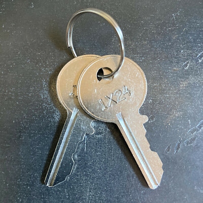 (2) Steelcase / Snap-On Replacement Keys Cut Key Code 1X01 - 3X00 -W ...