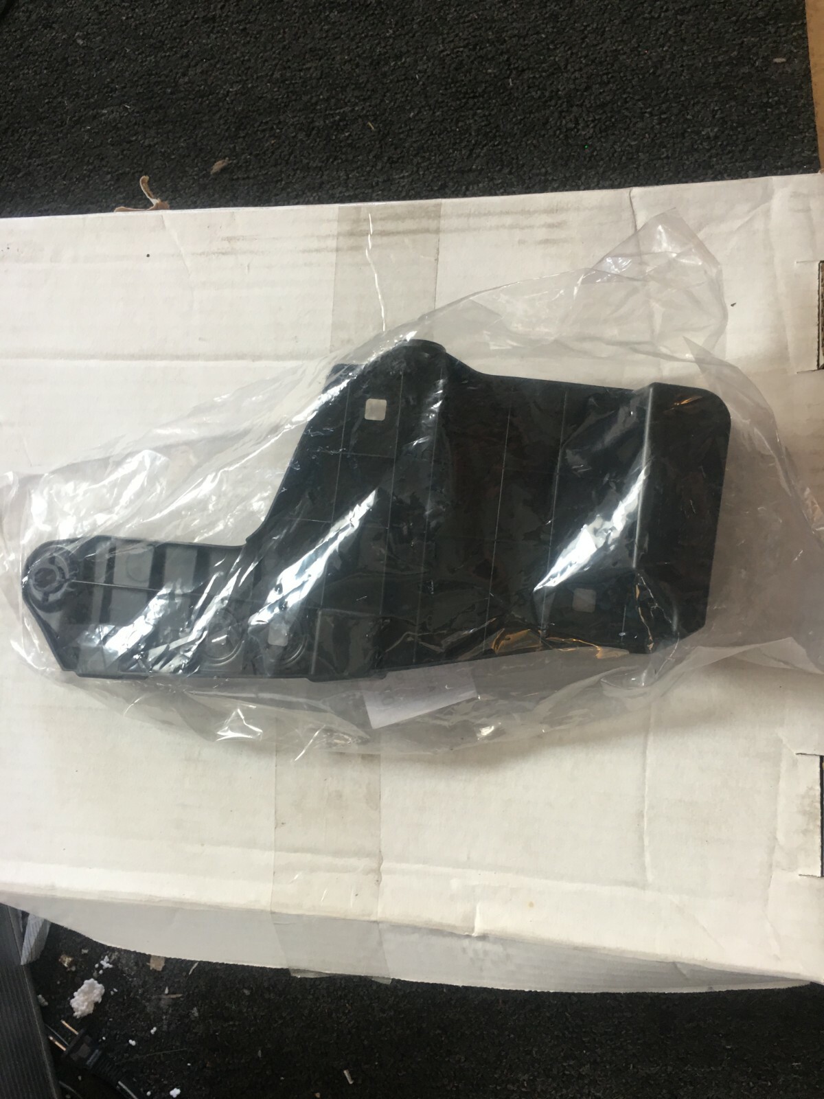 52591-06030 AND 52592-06030 2018 CAMRY REAR BUMPER FILLERS RT AND LT | eBay