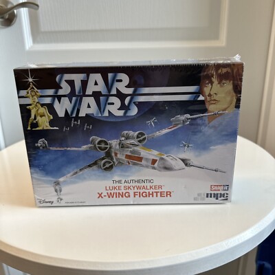 MPC 1:63 Star Wars: A New Hope X-Wing Plastic Model Kit MPC948 | eBay
