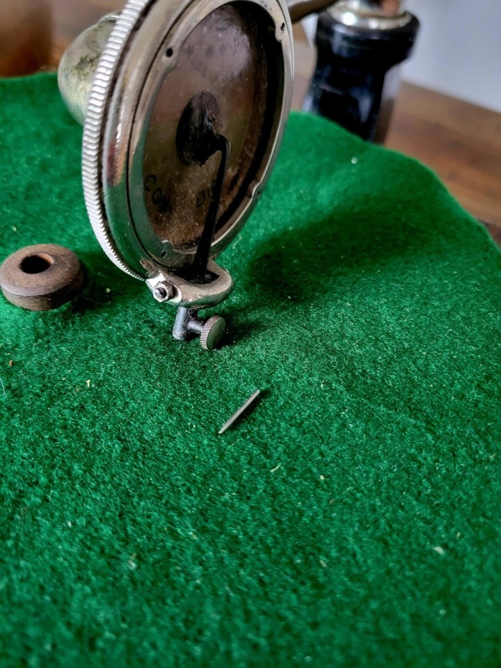 Antique c. 1910 Harmony Talking Machine Model 12 Phonograph Gramophone ...